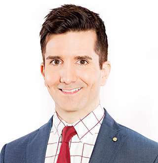 What If Ross Hull Is Gay? Married, Wife, Parents, Height - A Complete Bio