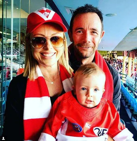 Allison Langdon All-Smiles With Husband And A Baby! Plus Her House And ...