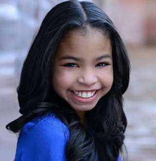 Navia Robinson Age, Parents & Ethnicity Revealed! "Raven's Home ...
