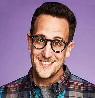 Noah Cappe Bio: Married Insight To Family Details Of 'Carnival Eats' Star