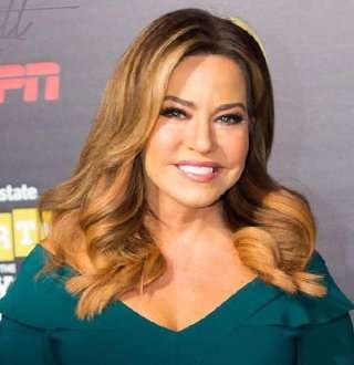HLN's Robin Meade On Magical Husband & Married Life Secret & Connection ...